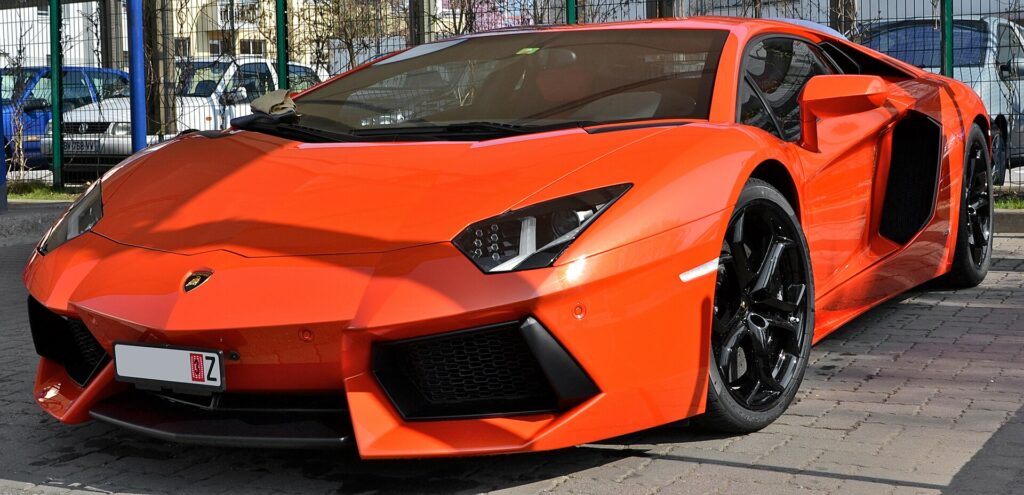 Lamborghini Cars – The Ultimate Guide to the Iconic Supercar - ITALIA MIA