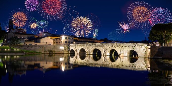 New Year Celebrations in Italy: 7 Powerful Traditions, Joyful Feasts ...
